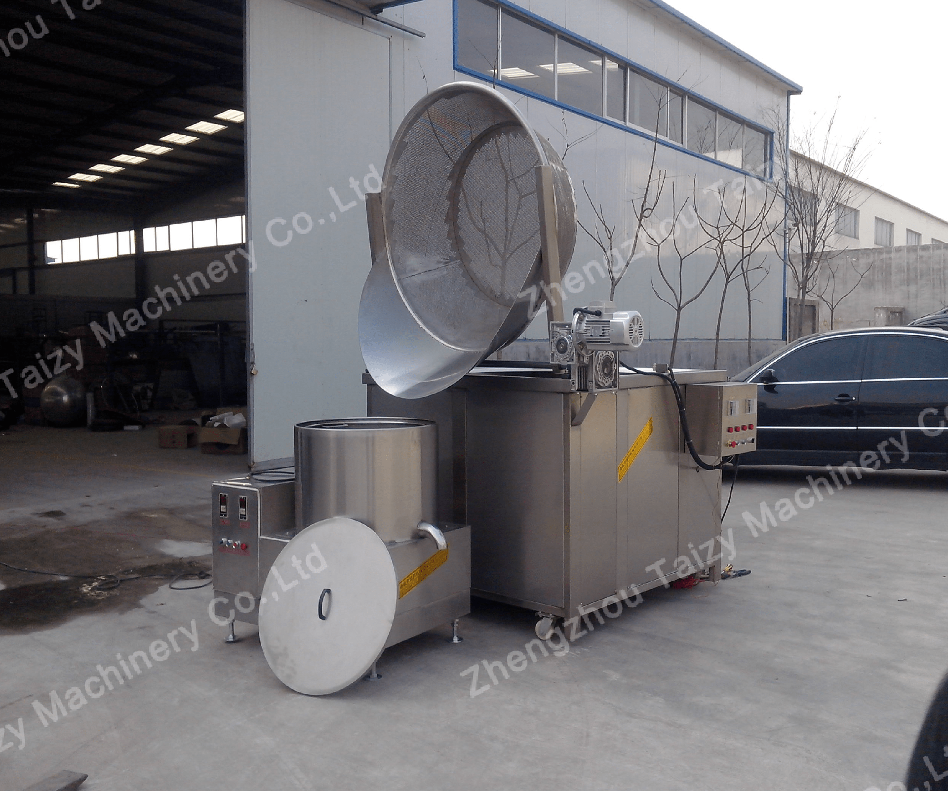 french fries frying machine